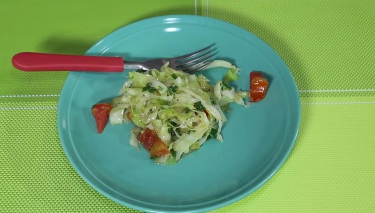 Receita de Repolho Refogado – Receitas Fáceis e simples todos os dias.