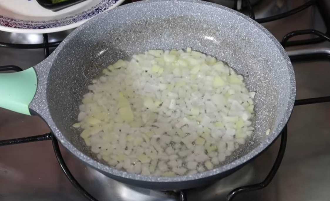 Receita de Repolho Refogado - Receitas Fáceis e simples todos os dias.